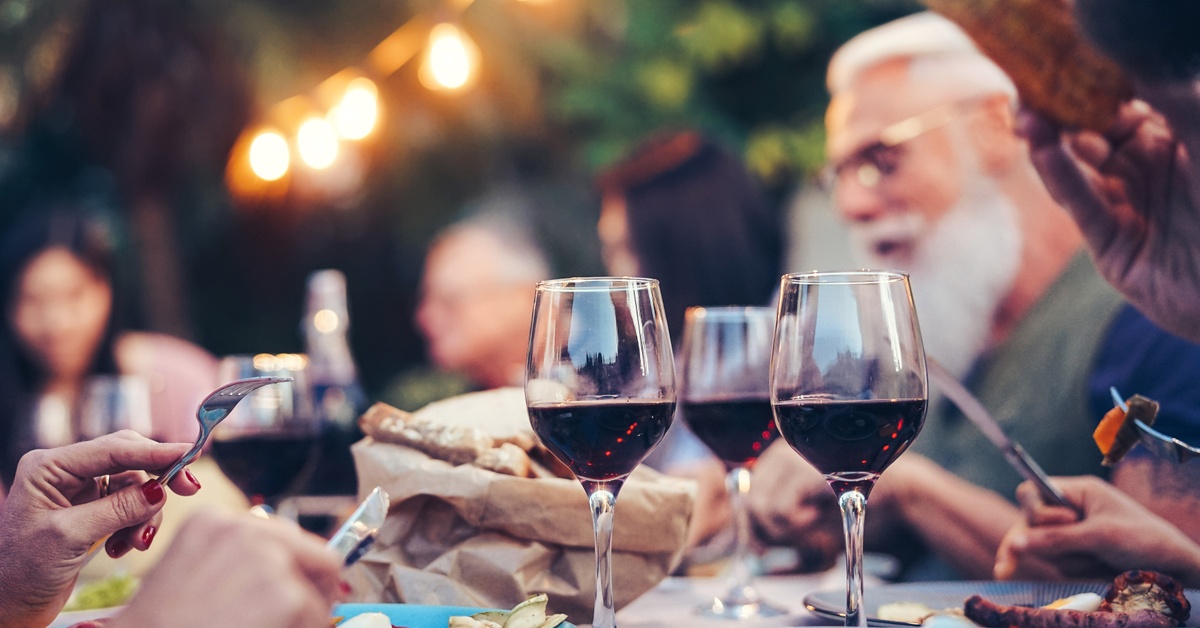 How to Pair Wines With Cookout Foods - Dailybreak