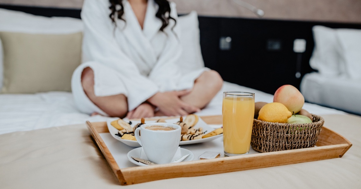 Every Day is a Vacation with the Room Service Aesthetic - Dailybreak