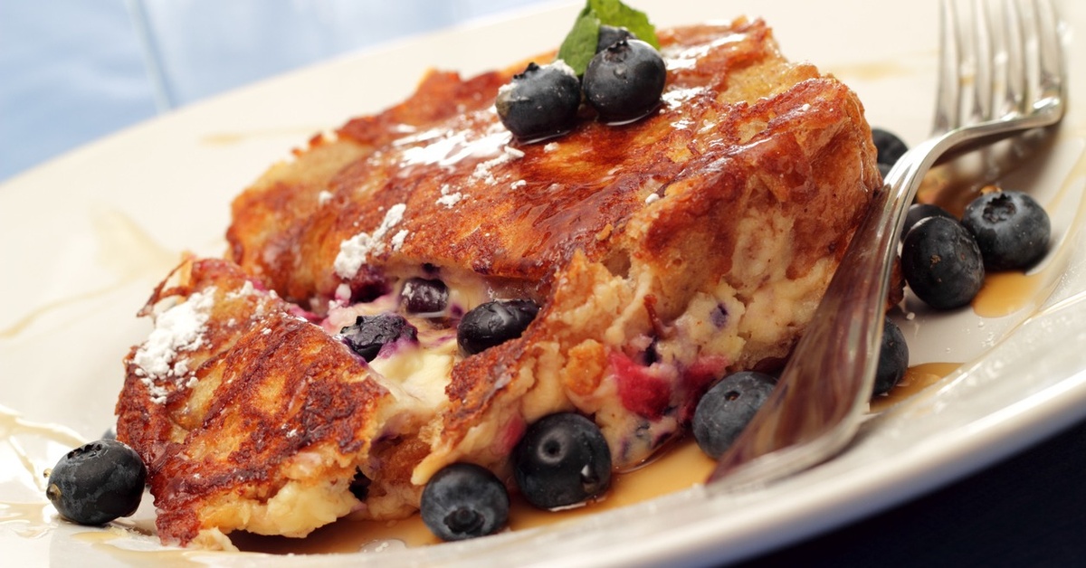 Raise a Toast to These 9 Decked-Out French Toast Recipes - Dailybreak